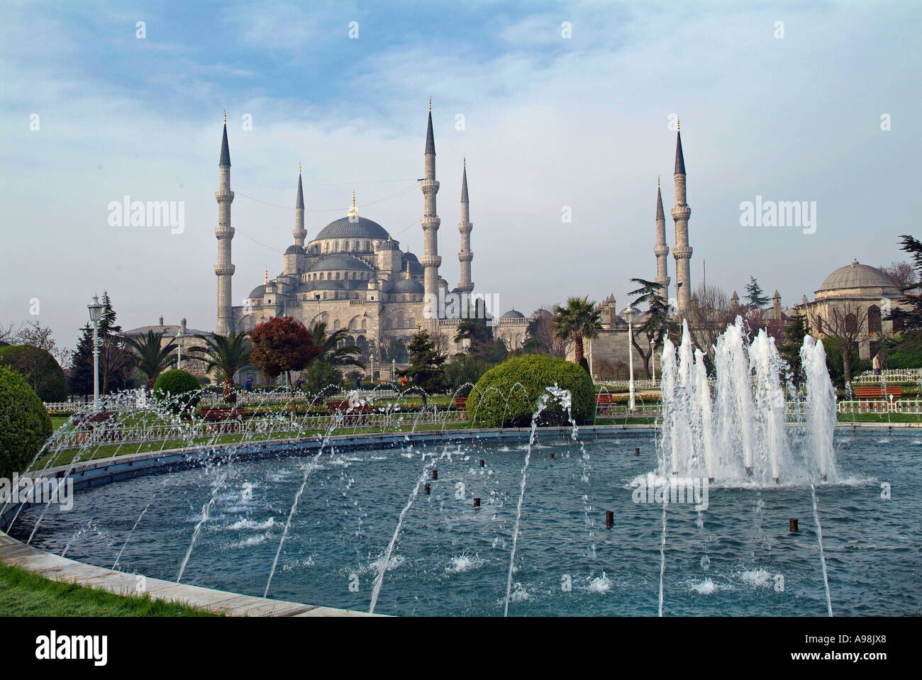 Sultanahmet Fountains in the gardens beside the Blue Mosque Istanbul ...
