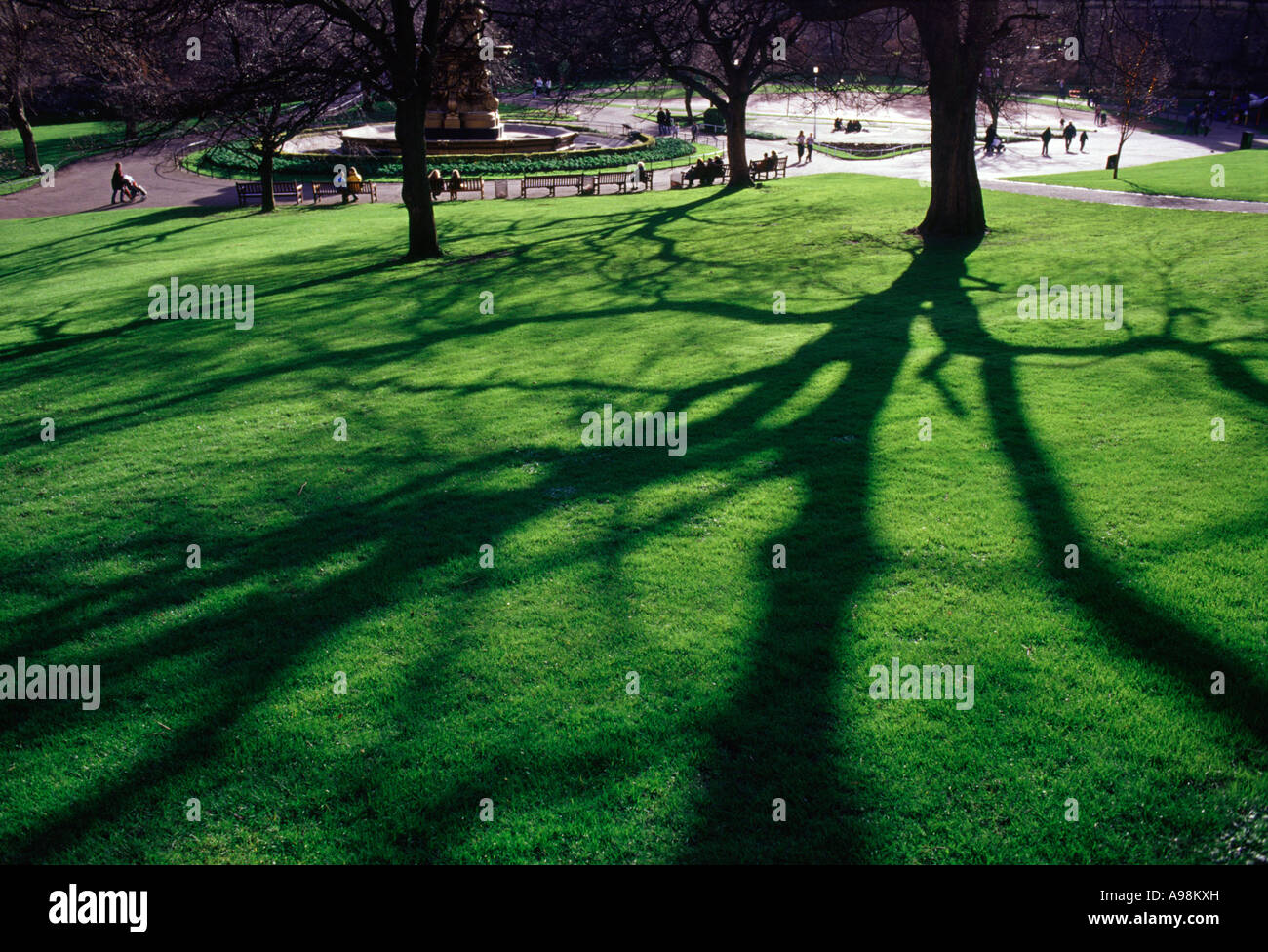 Shadow city tourism garden garden with family outside of city hi-res ...