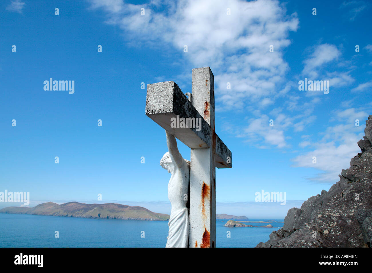 cross at Slea Head, Europe´s most Western point, on Dingle Peninsula at ...