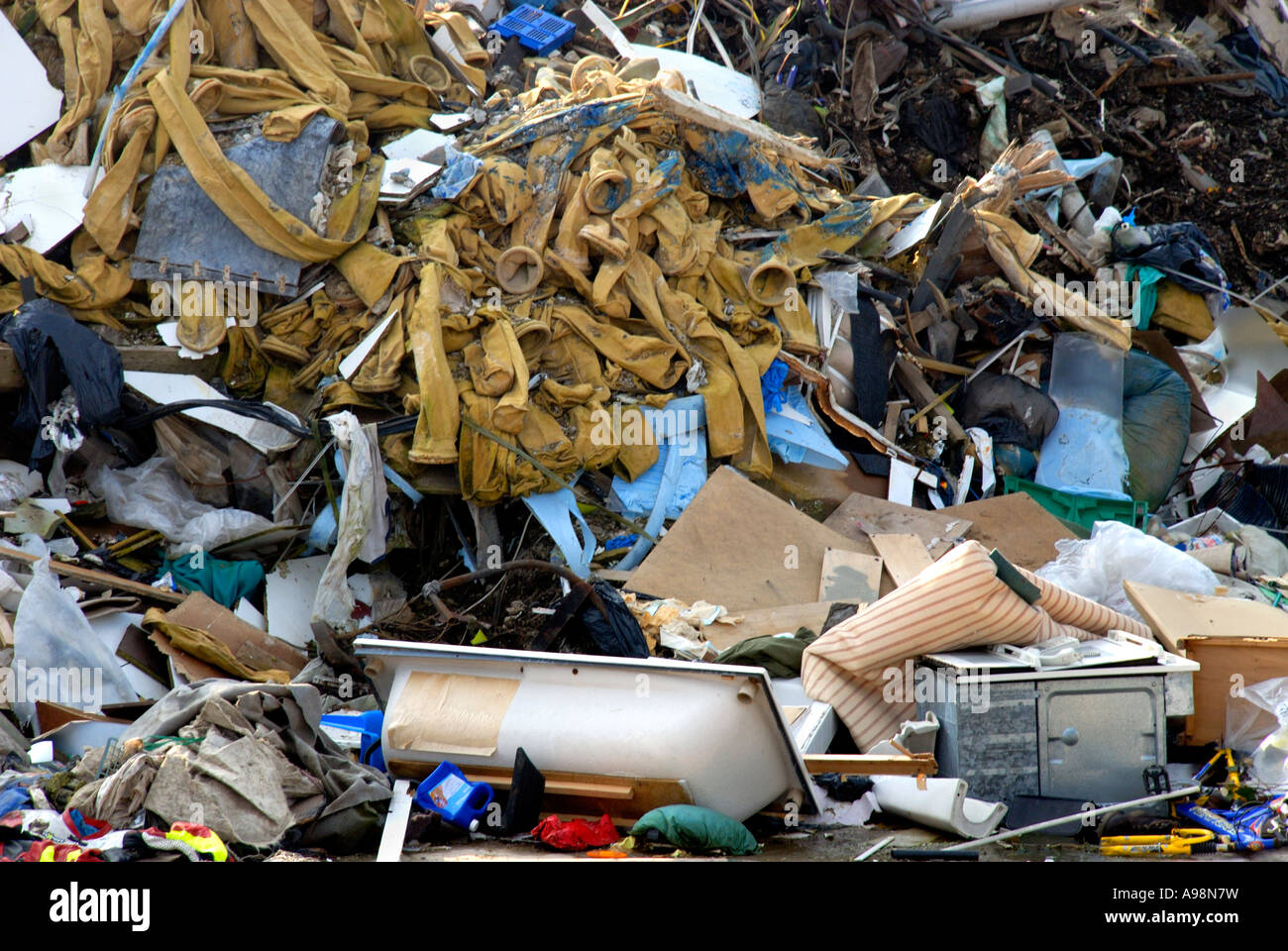 Recycling site derbyshire hi-res stock photography and images - Alamy