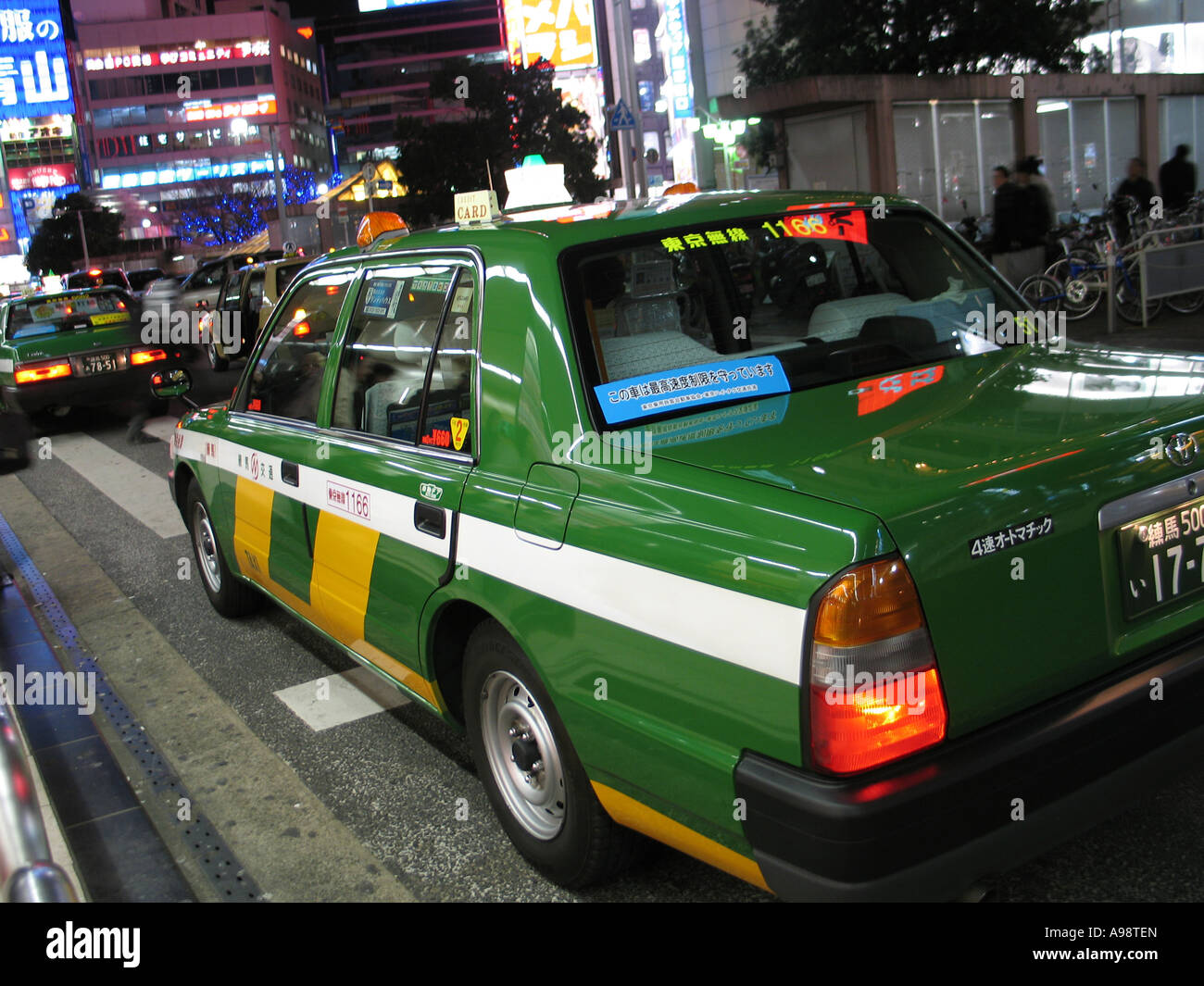 Taxi stand Tokyo Stock Photo - Alamy