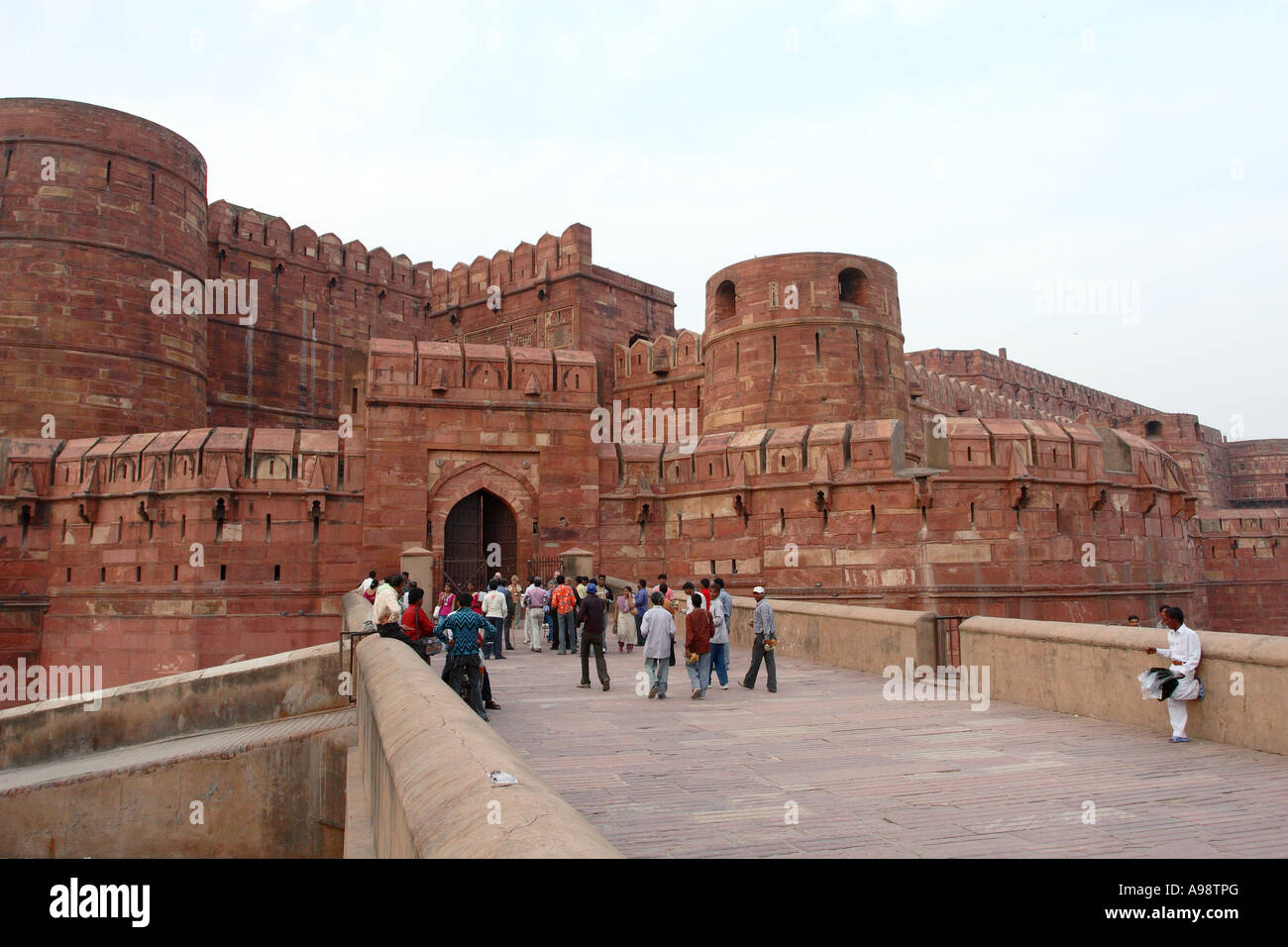 Indian people visit agra fort hi-res stock photography and images - Alamy