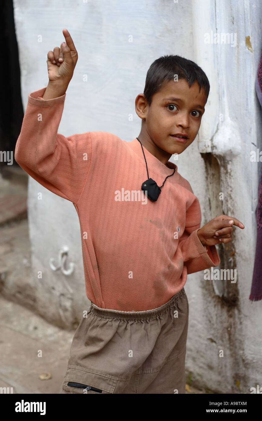 Child traveler india hi-res stock photography and images - Alamy