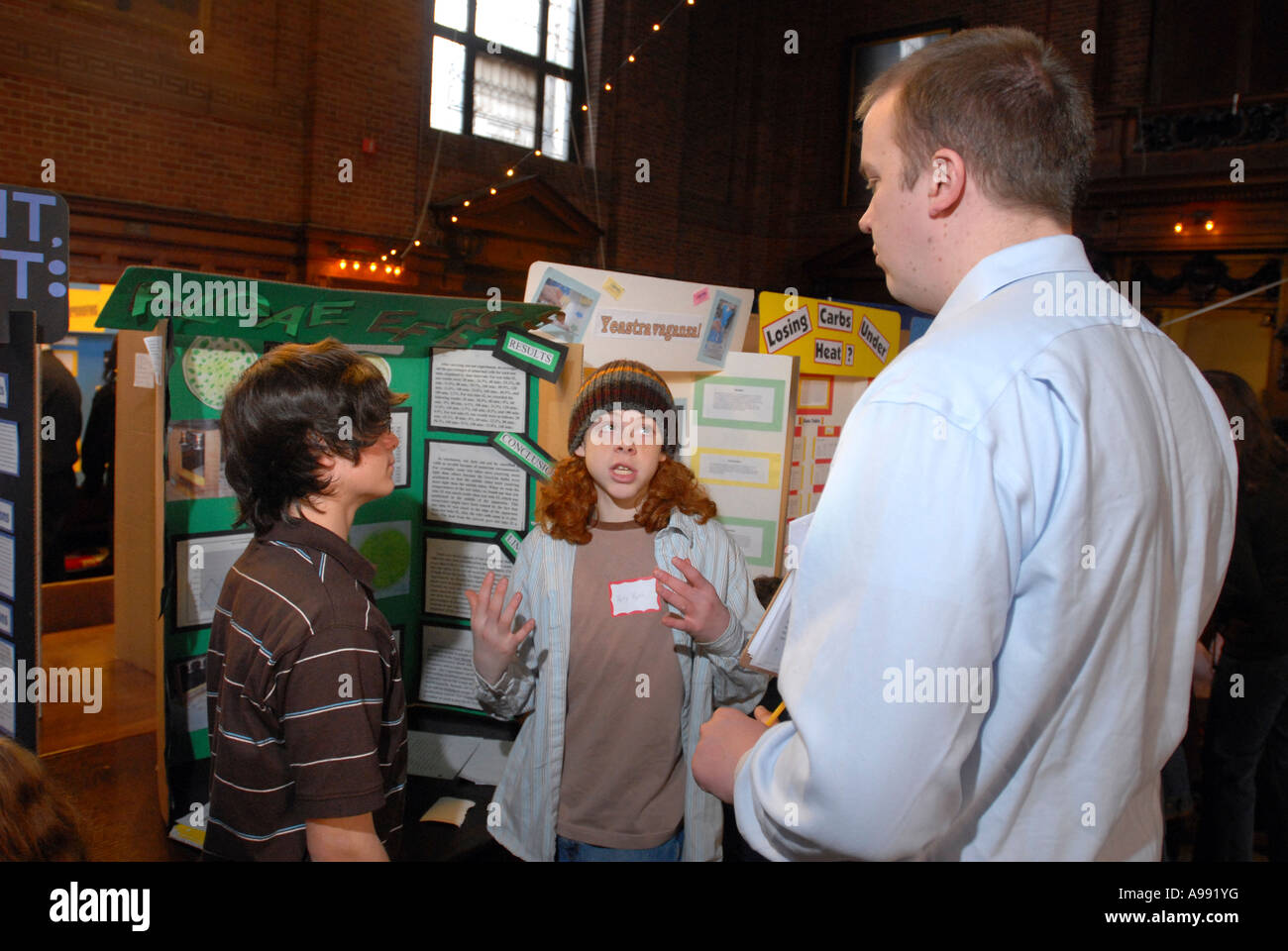Science exhibition students hi-res stock photography and images - Alamy
