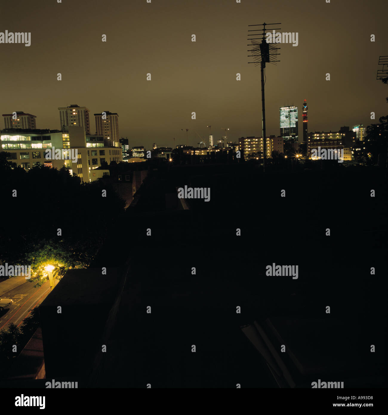 London flats night hi-res stock photography and images - Alamy