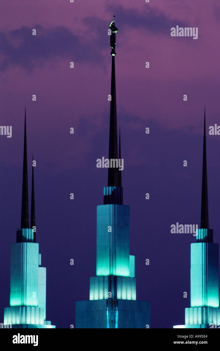 Morman temple hi-res stock photography and images - Alamy