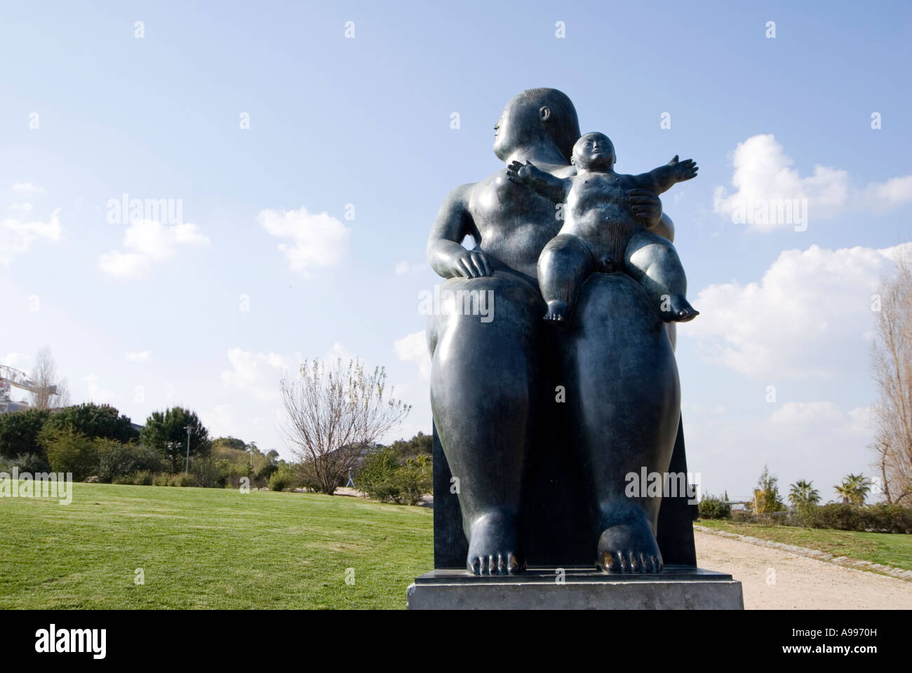 Woman and child sculpture by Fernando Botero called Maternidade or ...