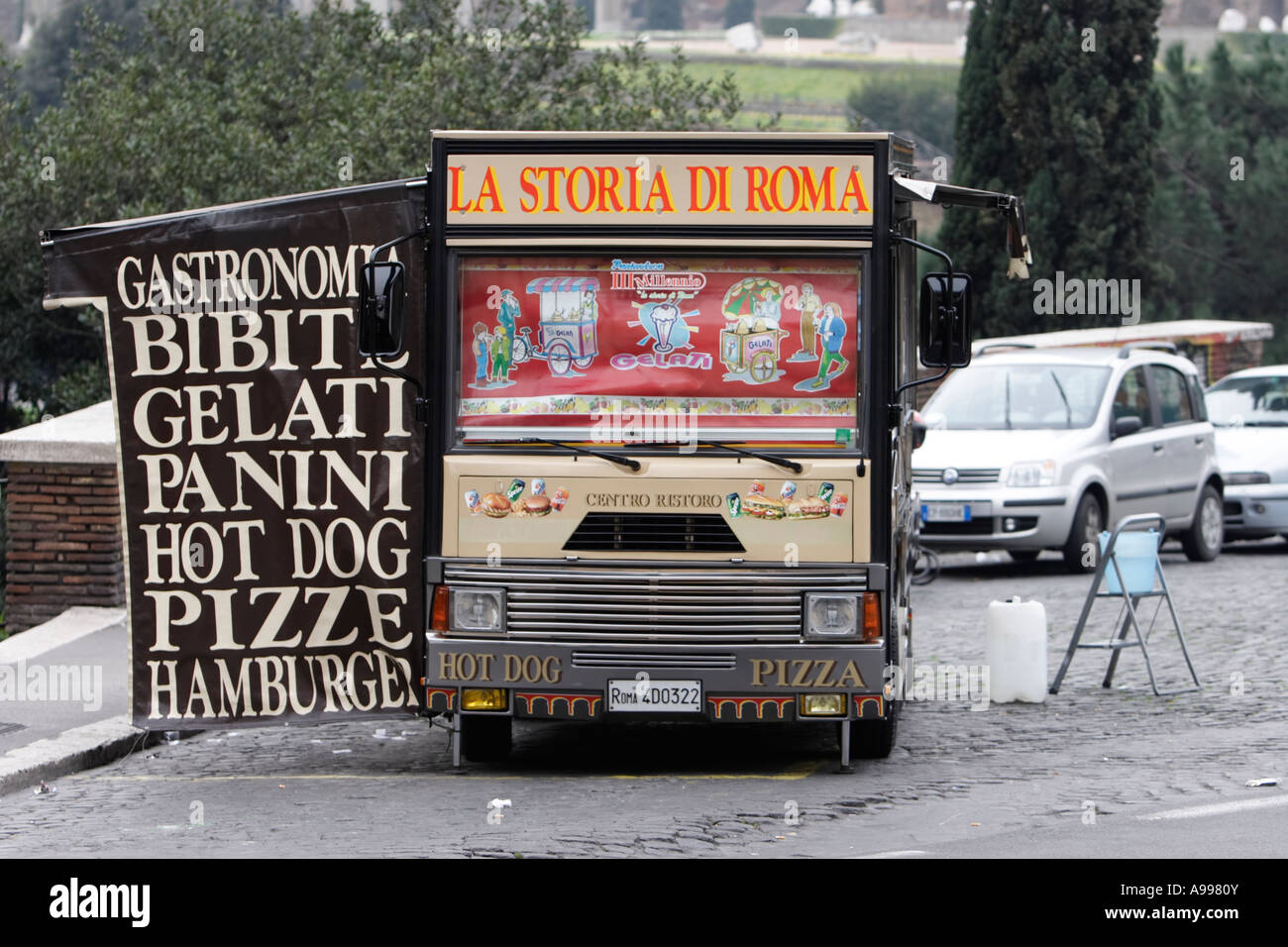 An Ice Cream and food vendors stall in Rome, Italy Stock Photo - Alamy