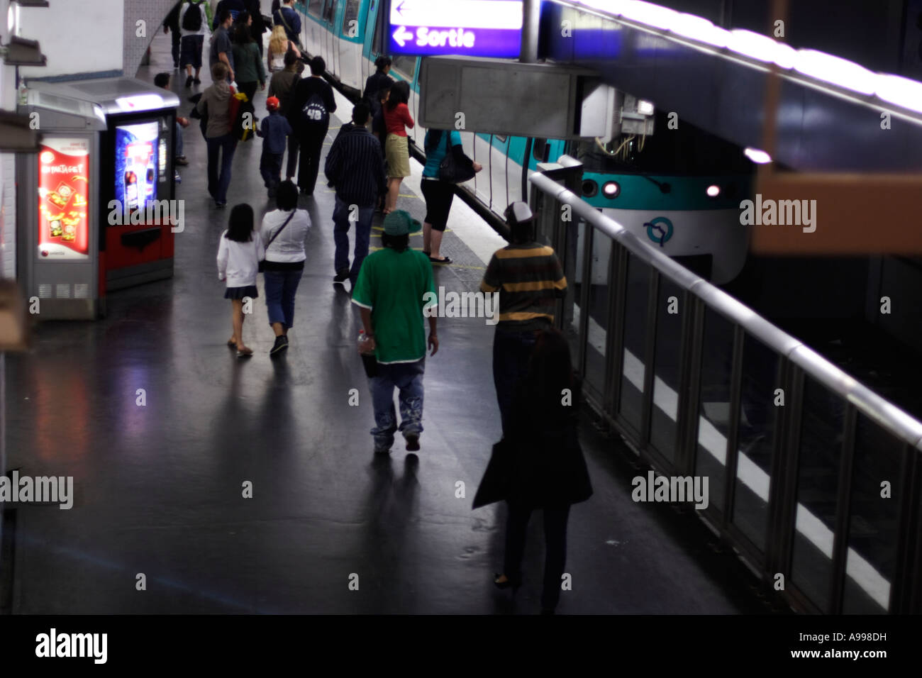 Getting on subway hi-res stock photography and images - Alamy