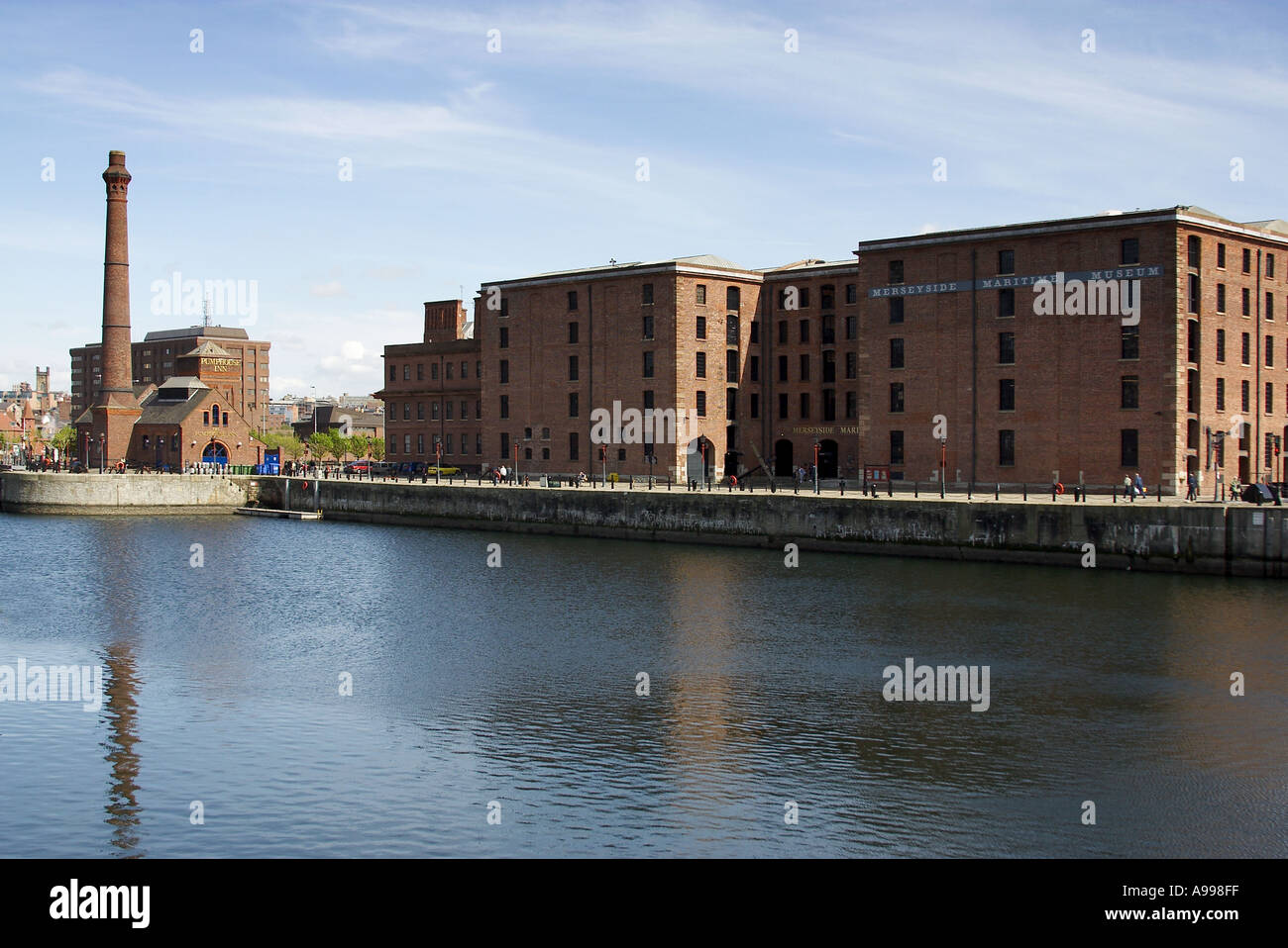 Pump house pub and Maritime museum Liverpool Stock Photo - Alamy