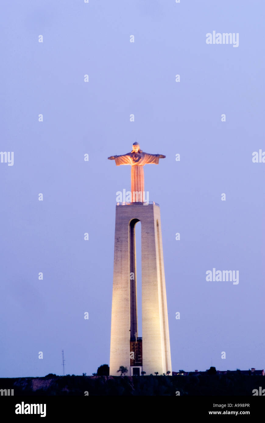 Statue of Christ CRISTO REI in Lisbon Portugal Stock Photo - Alamy