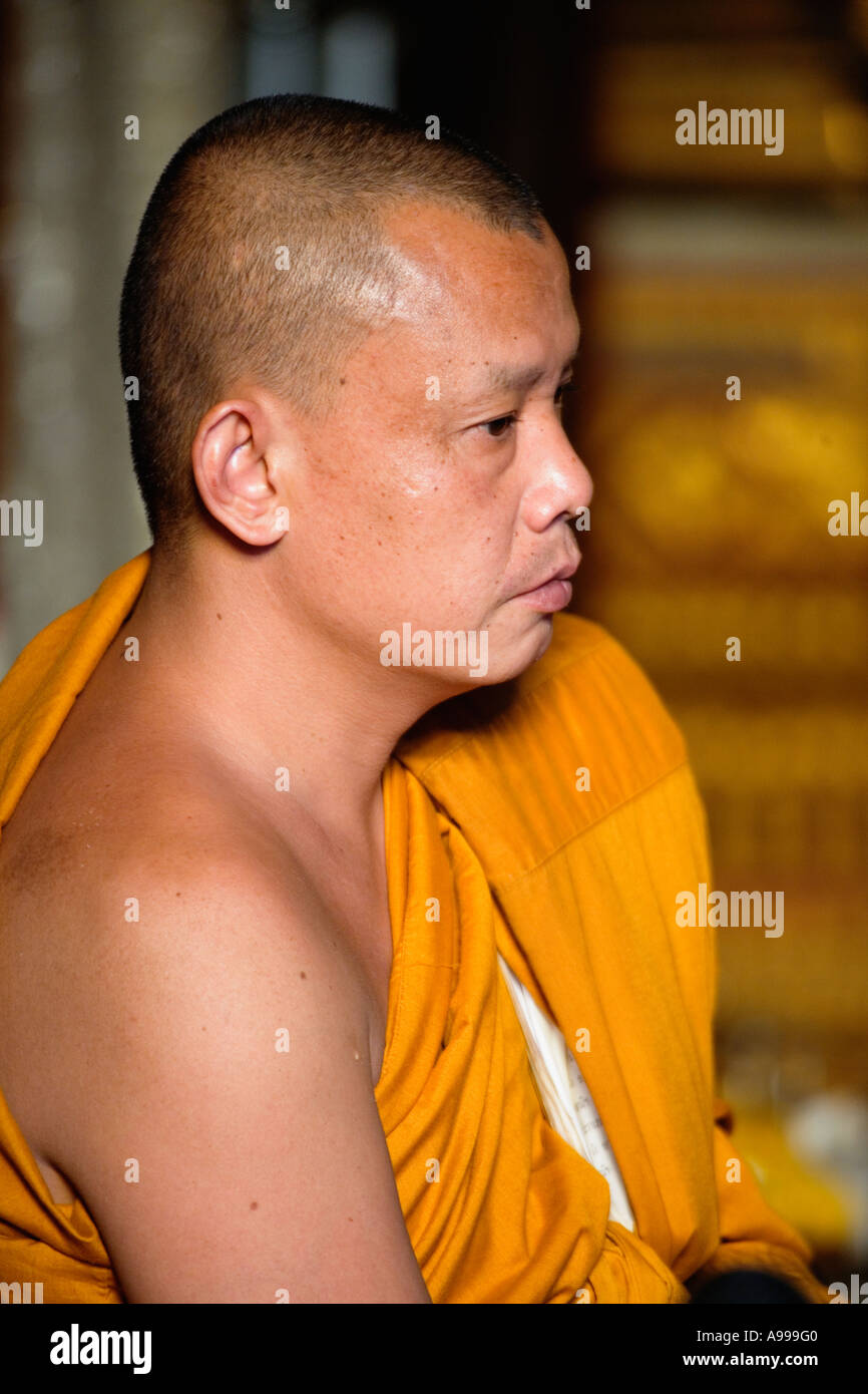 Monk giving blessings hi-res stock photography and images - Alamy