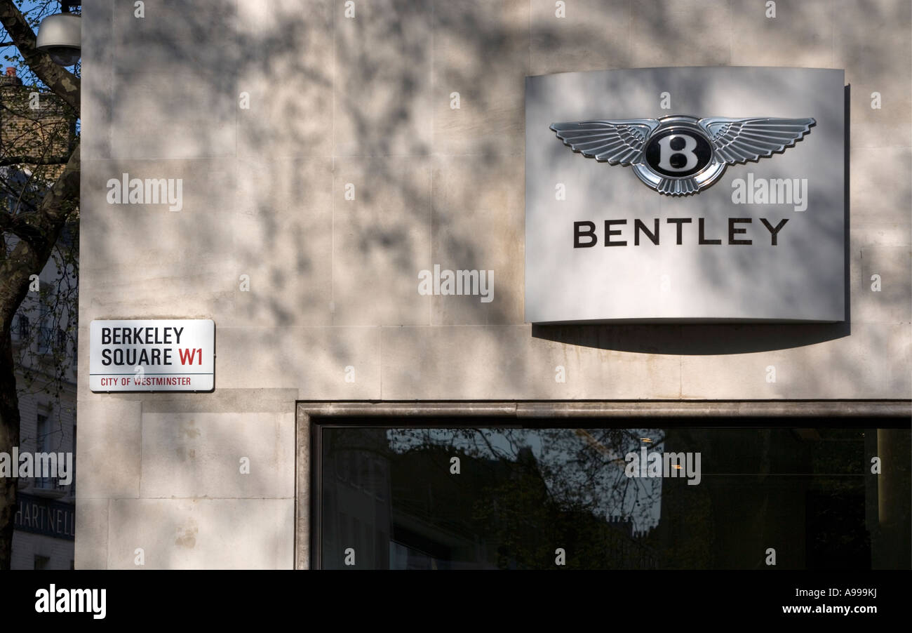 Bentley sign in Berkeley Square, Mayfair, London Stock Photo - Alamy