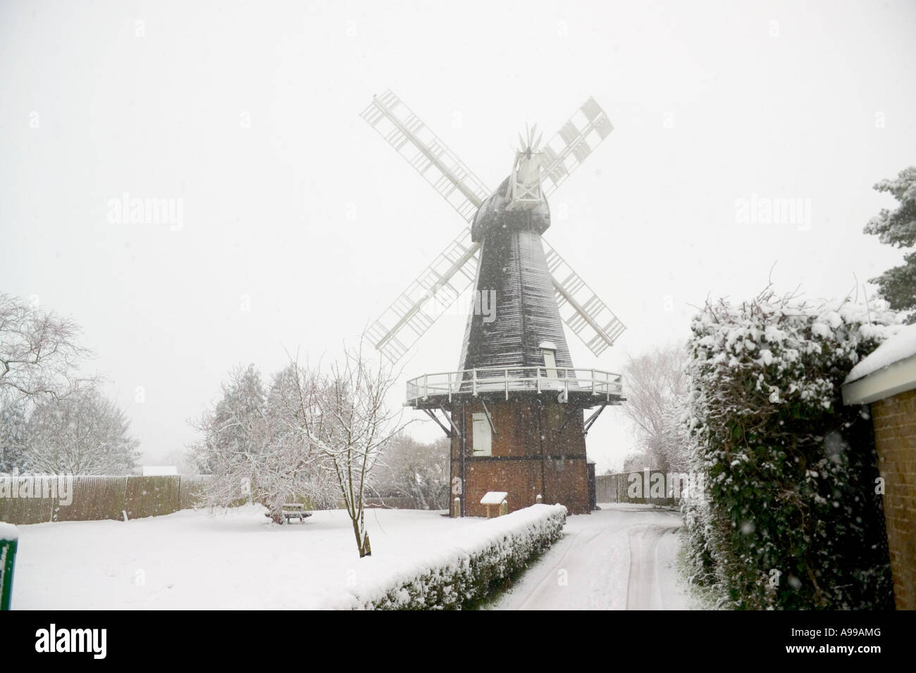 The windmill at Meopham in snow Stock Photo - Alamy