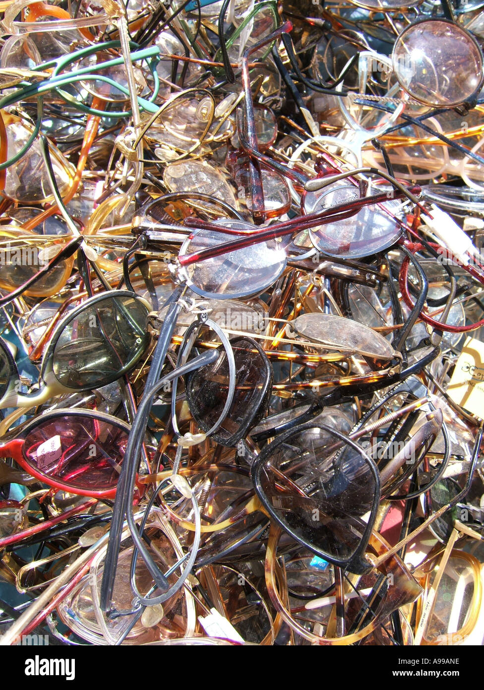 Specs spectacles stand out pair old visual aid hi-res stock photography ...