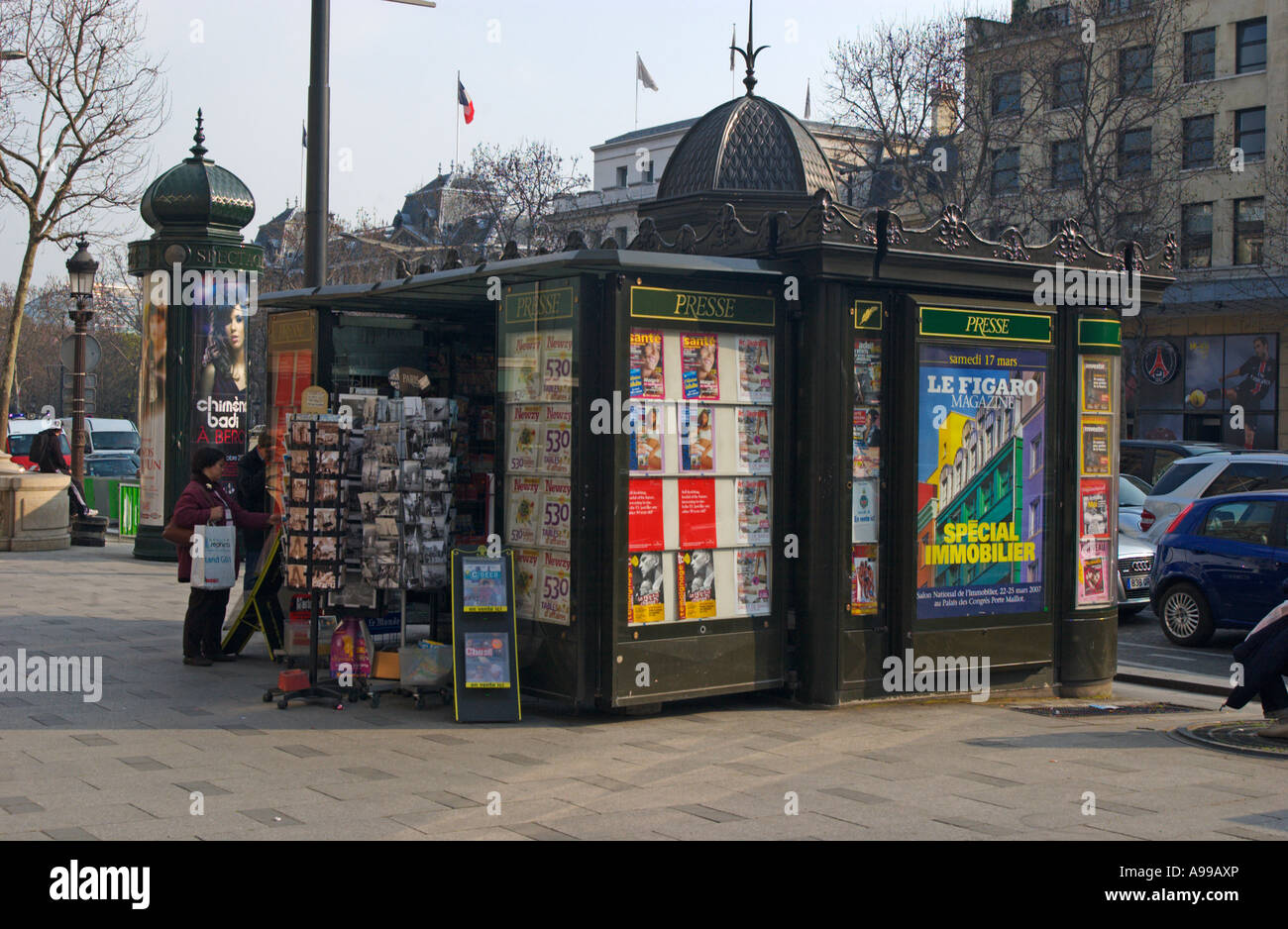 Newspaper Kiosk on the Champs-Élysées, Paris, France, Europe Stock ...