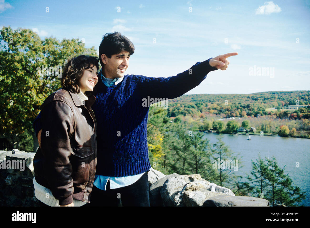 COUPLE AT CONNECTICUT RIVER OVERLOOK, MAN POINTING Stock Photo - Alamy