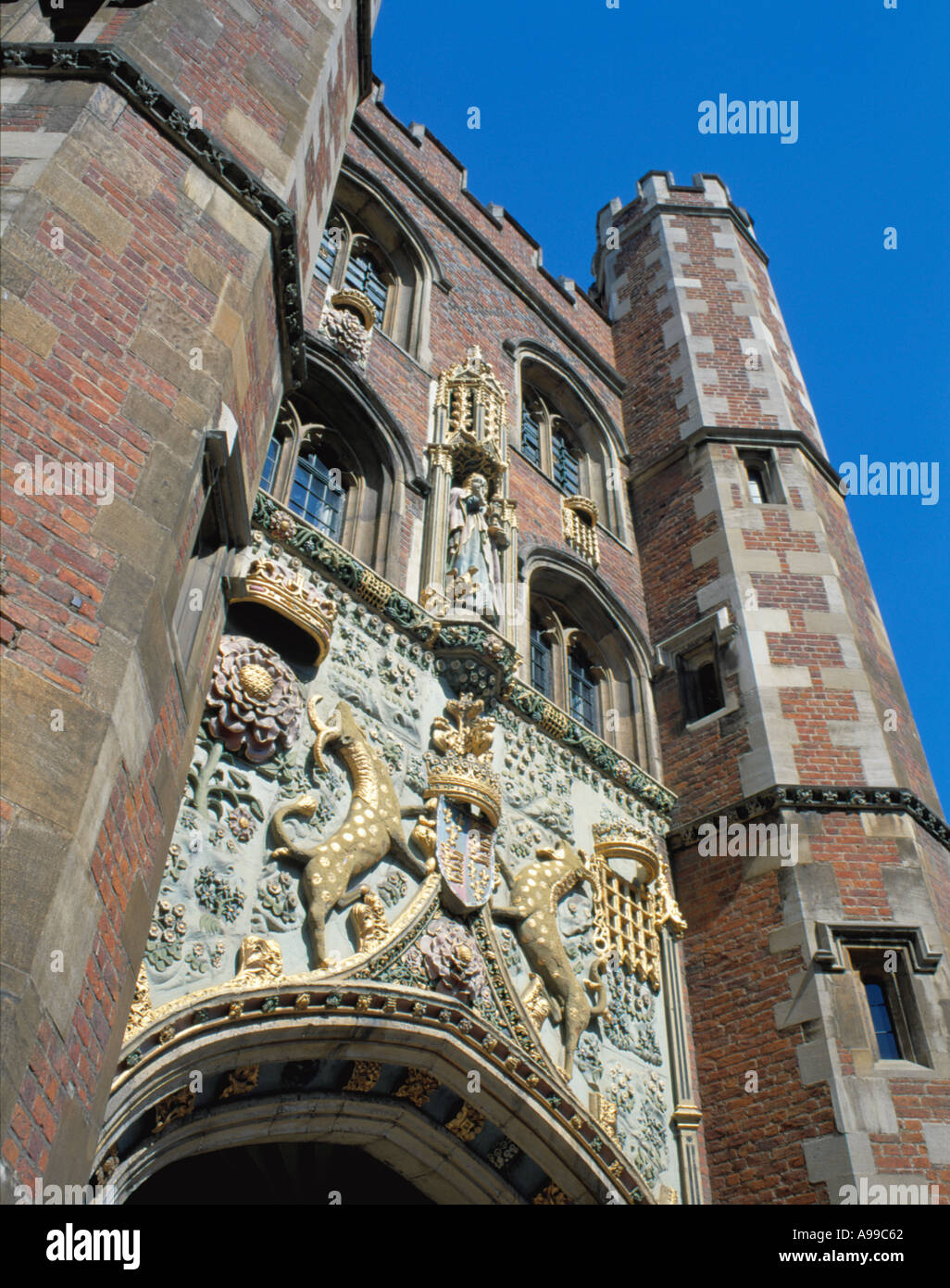 Portcullis logo hi-res stock photography and images - Alamy