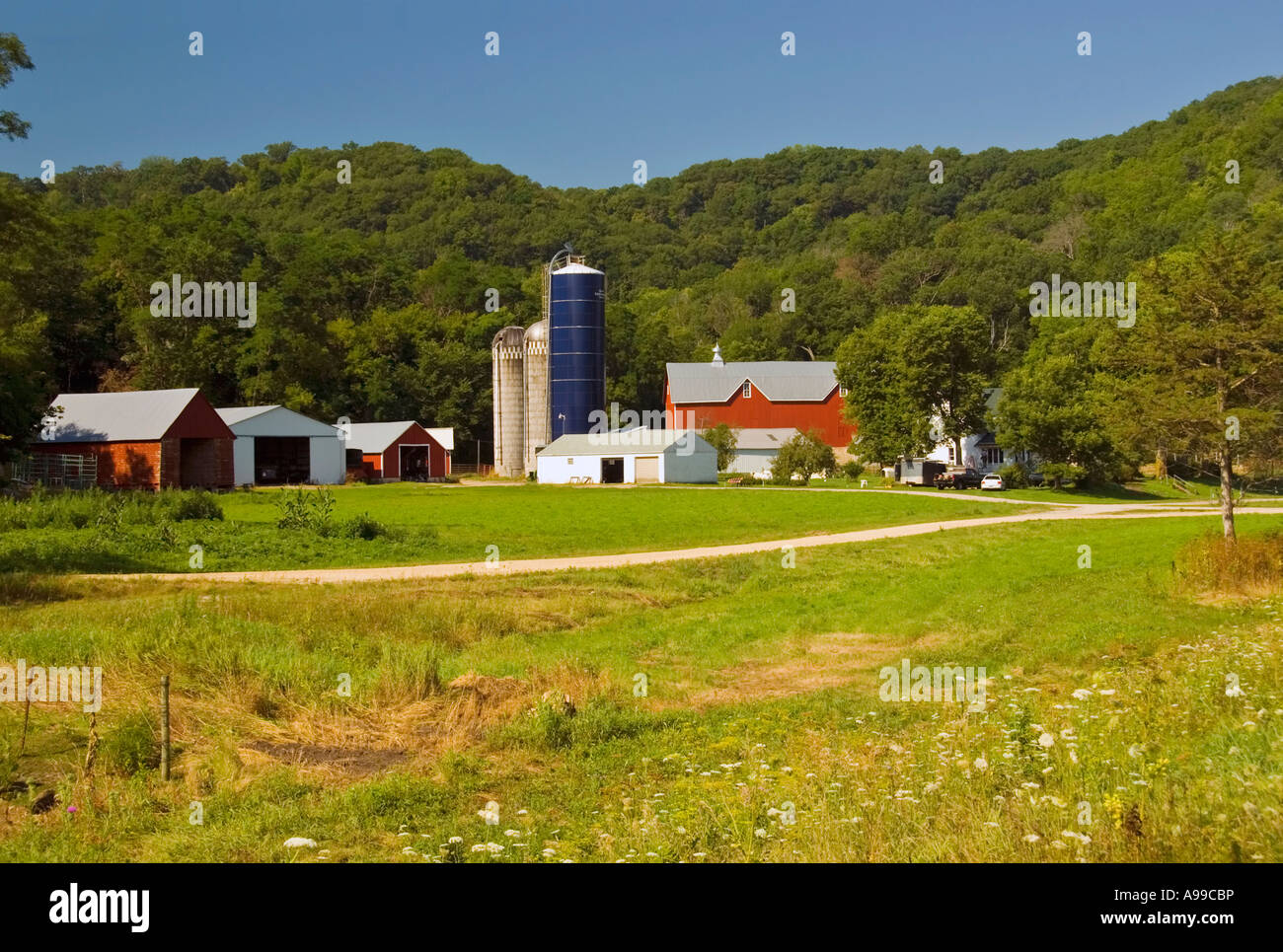 Typical mid western farm Stock Photo - Alamy