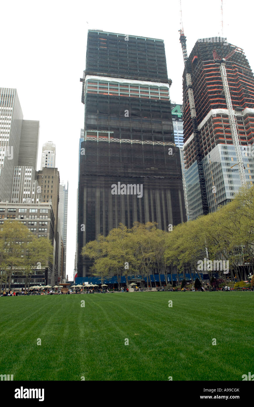 The former Verizon building undergoing renovation rises above Bryant ...