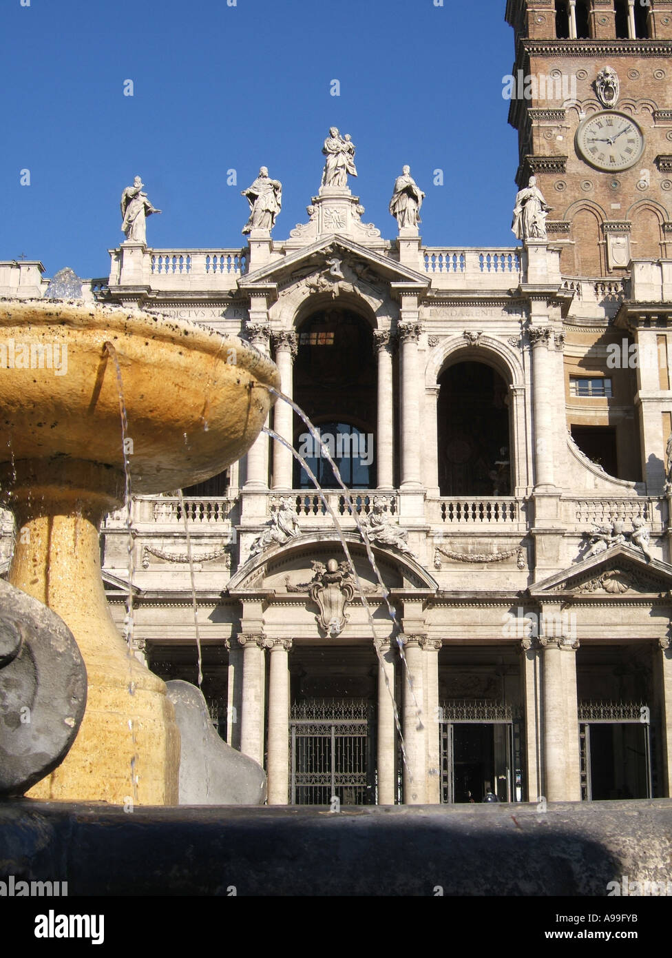 santa maria maggiore church in rome Stock Photo - Alamy