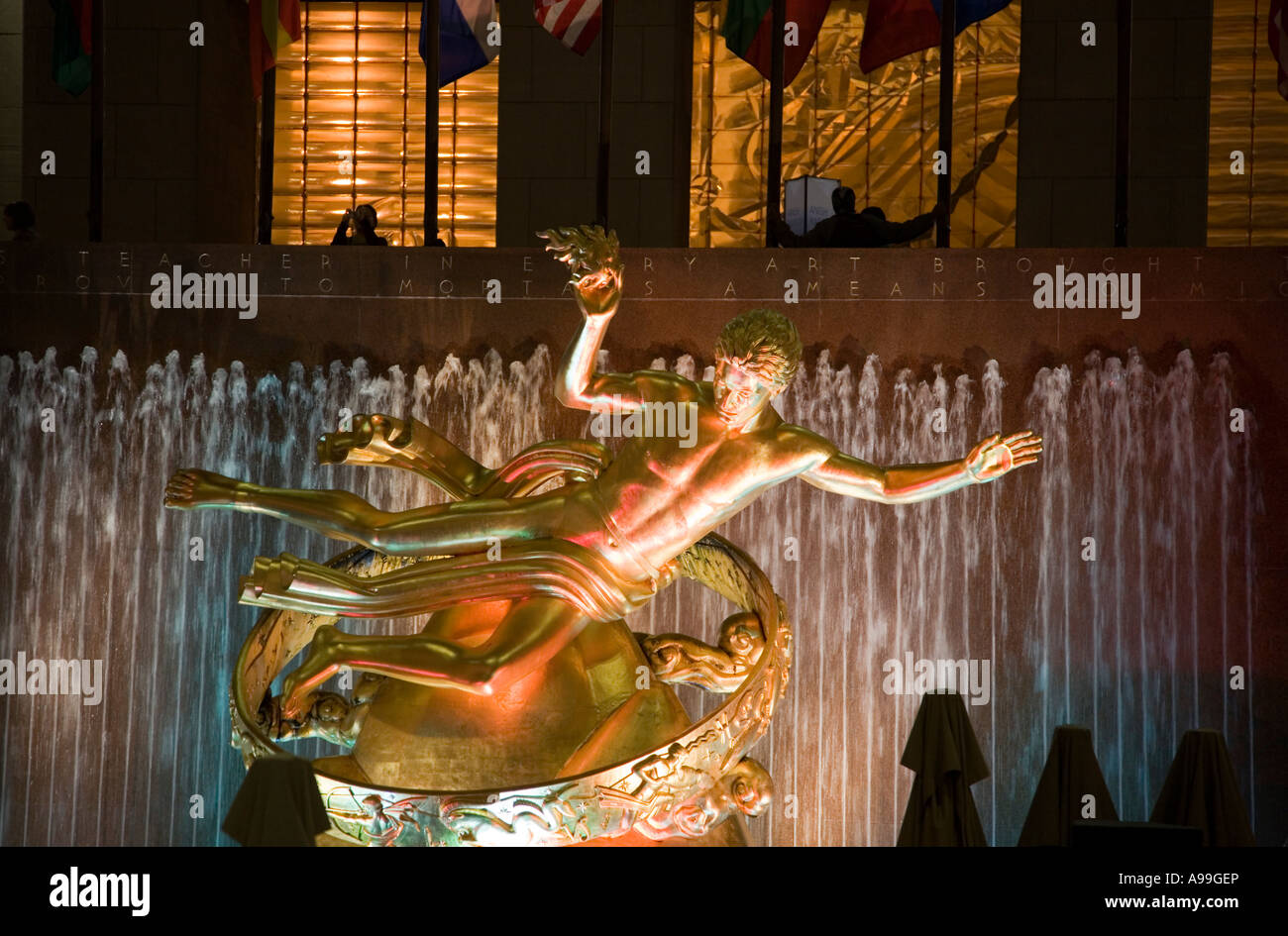 Prometheus Statue, Rockefeller Plaza, New York, New York, USA Stock ...