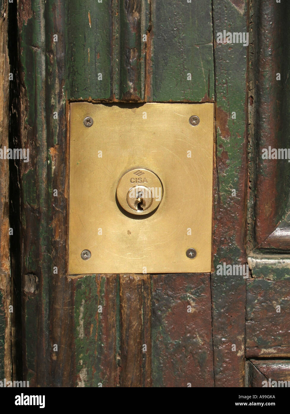 brass door key hole Stock Photo - Alamy