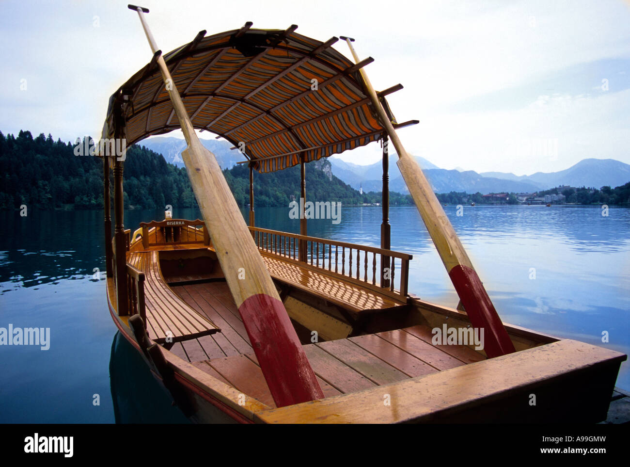 Slovenia Bled lake pletna traditional rowing boat Stock Photo - Alamy