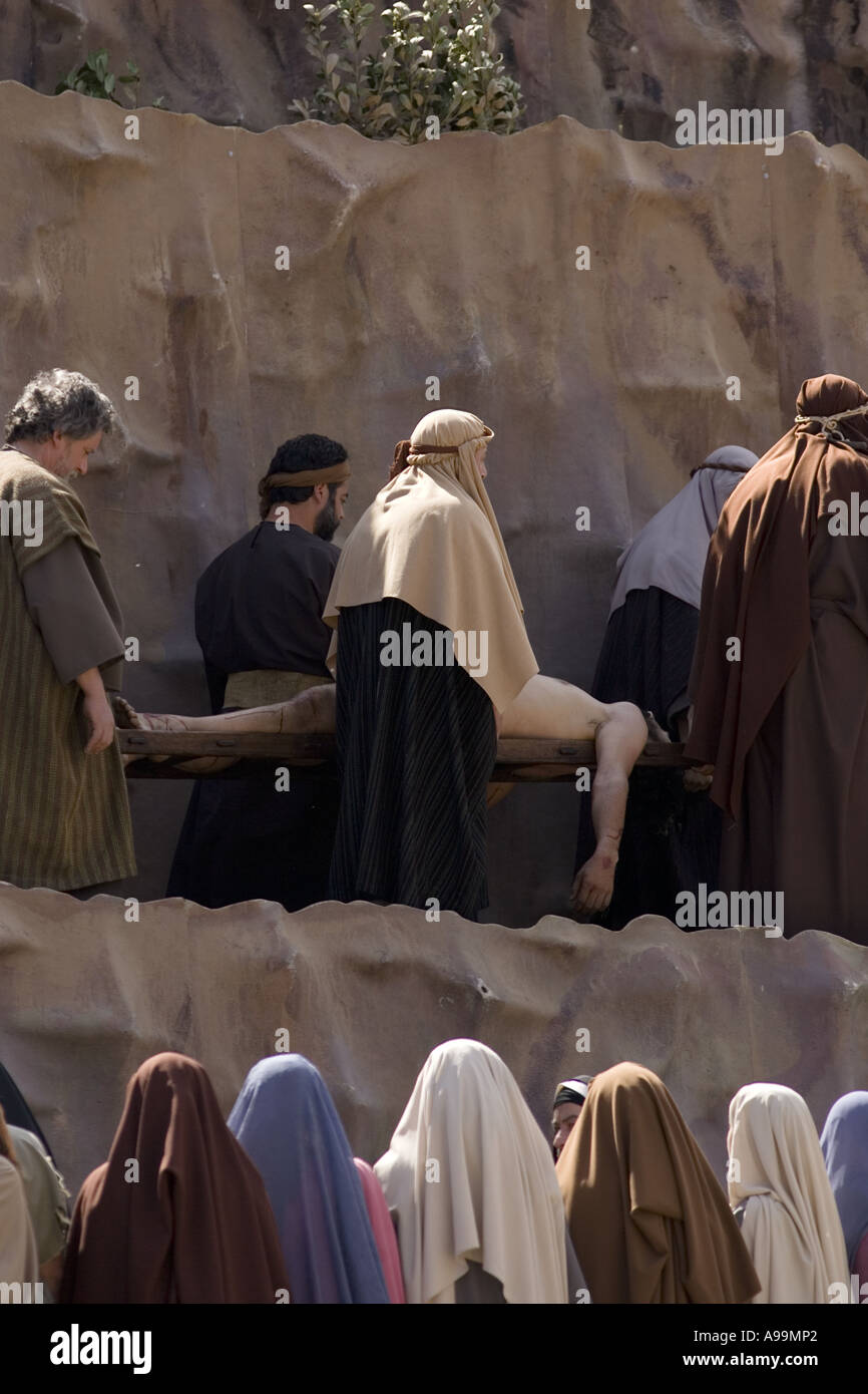 Crucified body is removed from Calvary during the Balmaseda Passion ...