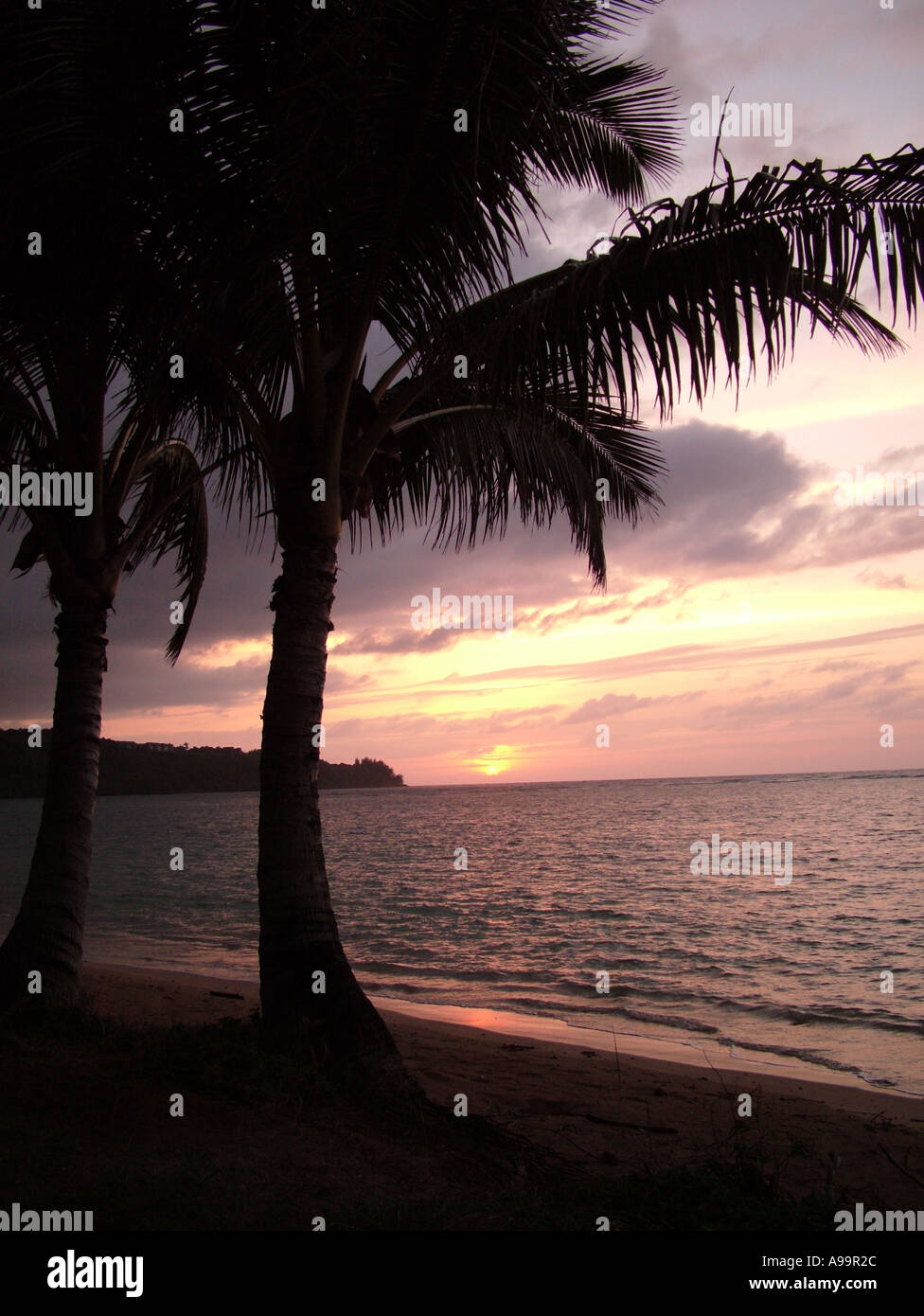 Anini beach coastline beach kauai hi-res stock photography and images ...