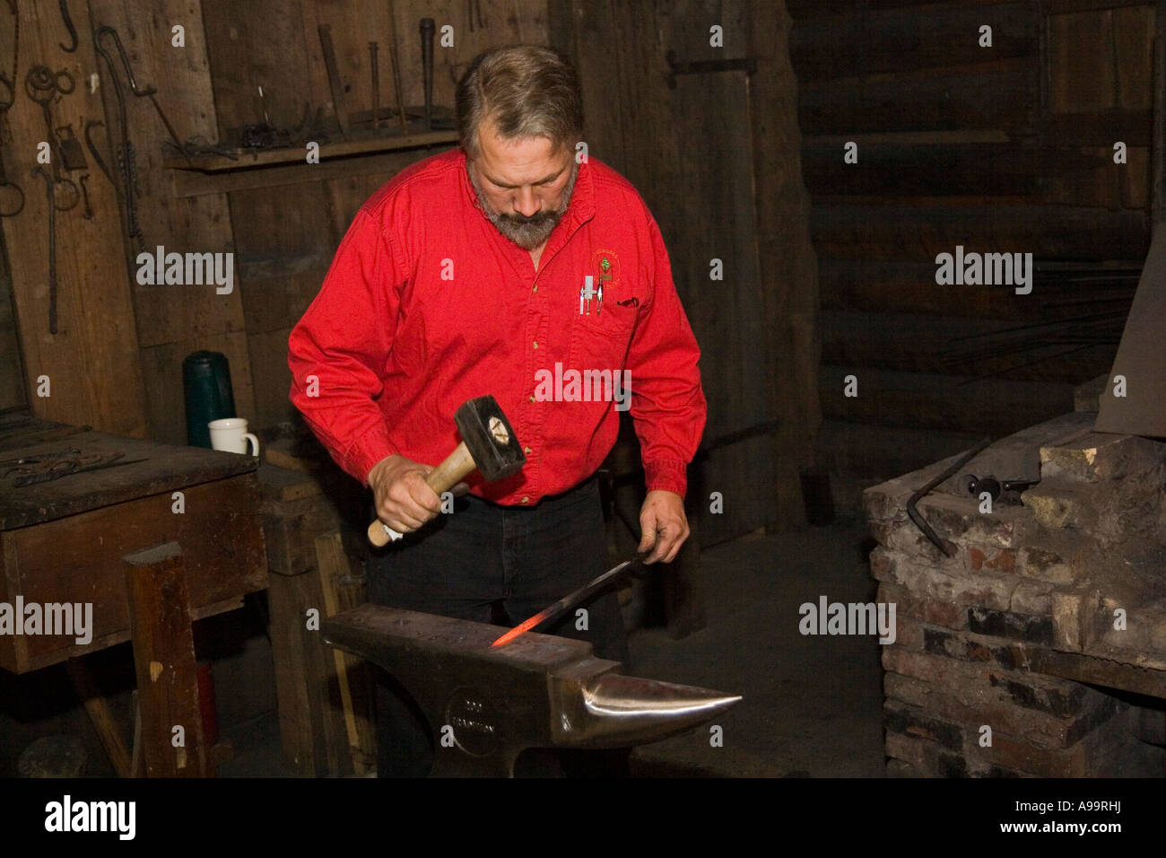 Army blacksmith hi-res stock photography and images - Alamy