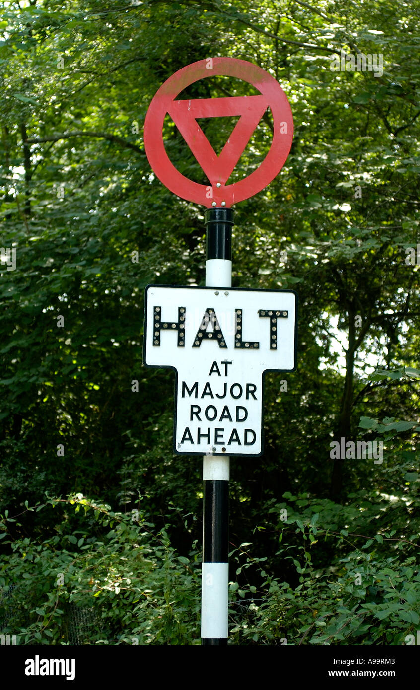 Old British 'HALT' road sign Stock Photo: 7027330 - Alamy