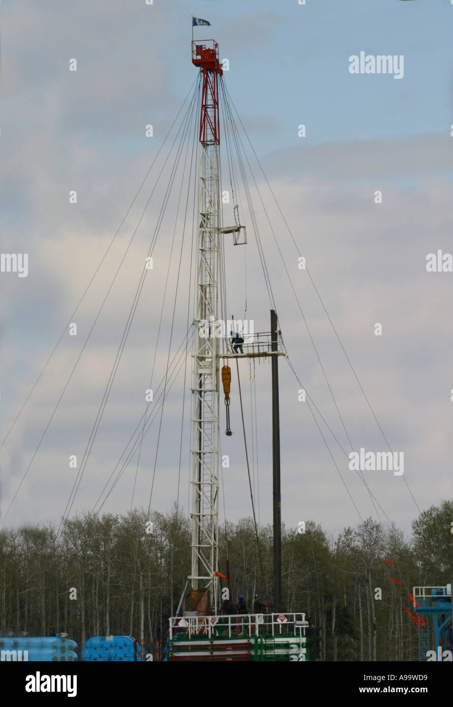 Alberta oil rig and mountains hi-res stock photography and images - Alamy