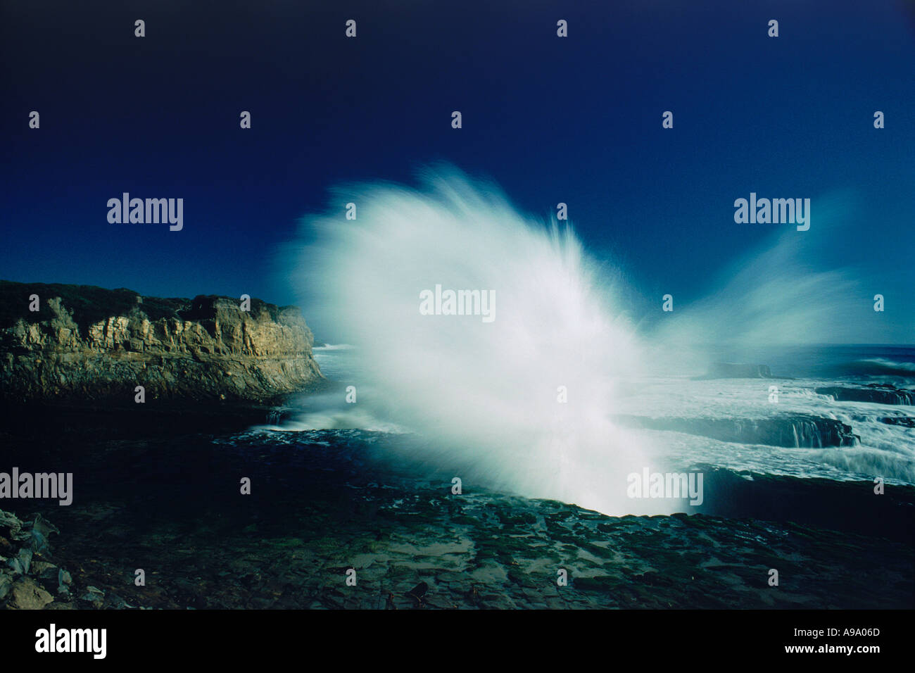 Storm wave hitting rocky shore at Big Sur California Stock Photo - Alamy