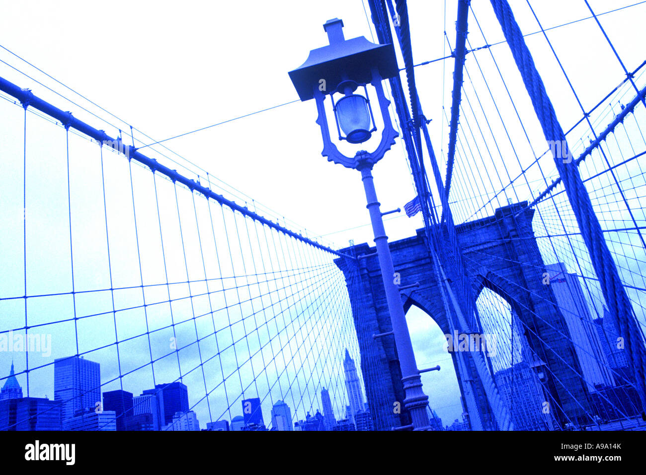 ARCH BROOKLYN BRIDGE DOWNTOWN MANHATTAN NEW YORK CITY USA Stock Photo ...