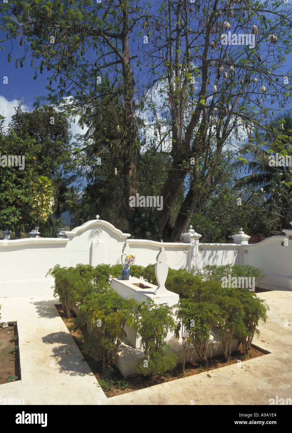 MALAYSIA Kedah Langkawi Makam Mahsuri the Tomb of Princess Mahsuri ...