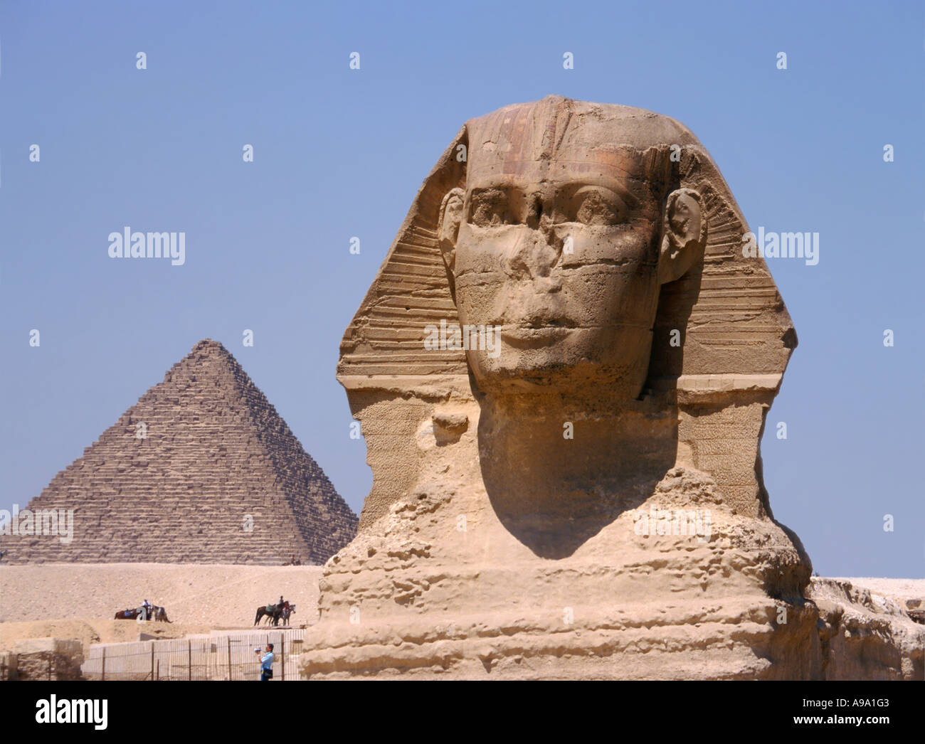 Fron view on Sphinx Egypt Stock Photo - Alamy