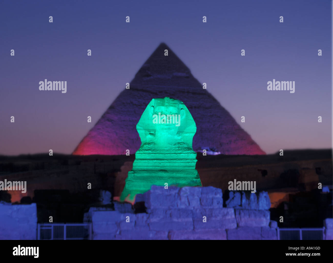 Cairo night life hi-res stock photography and images - Alamy