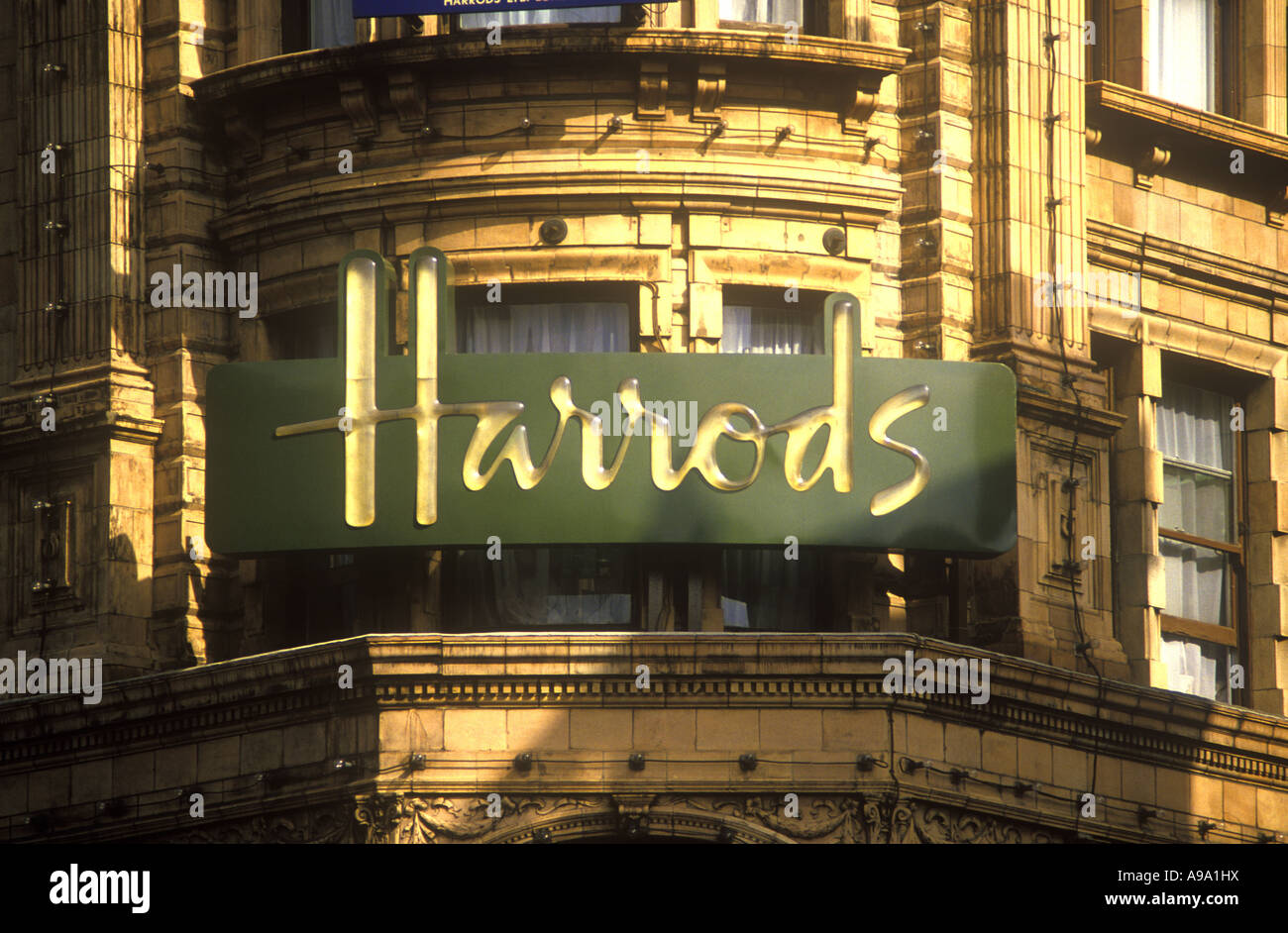1988 HISTORICAL HARRODS DEPARTMENT STORE SIGN BROMPTON ROAD ...