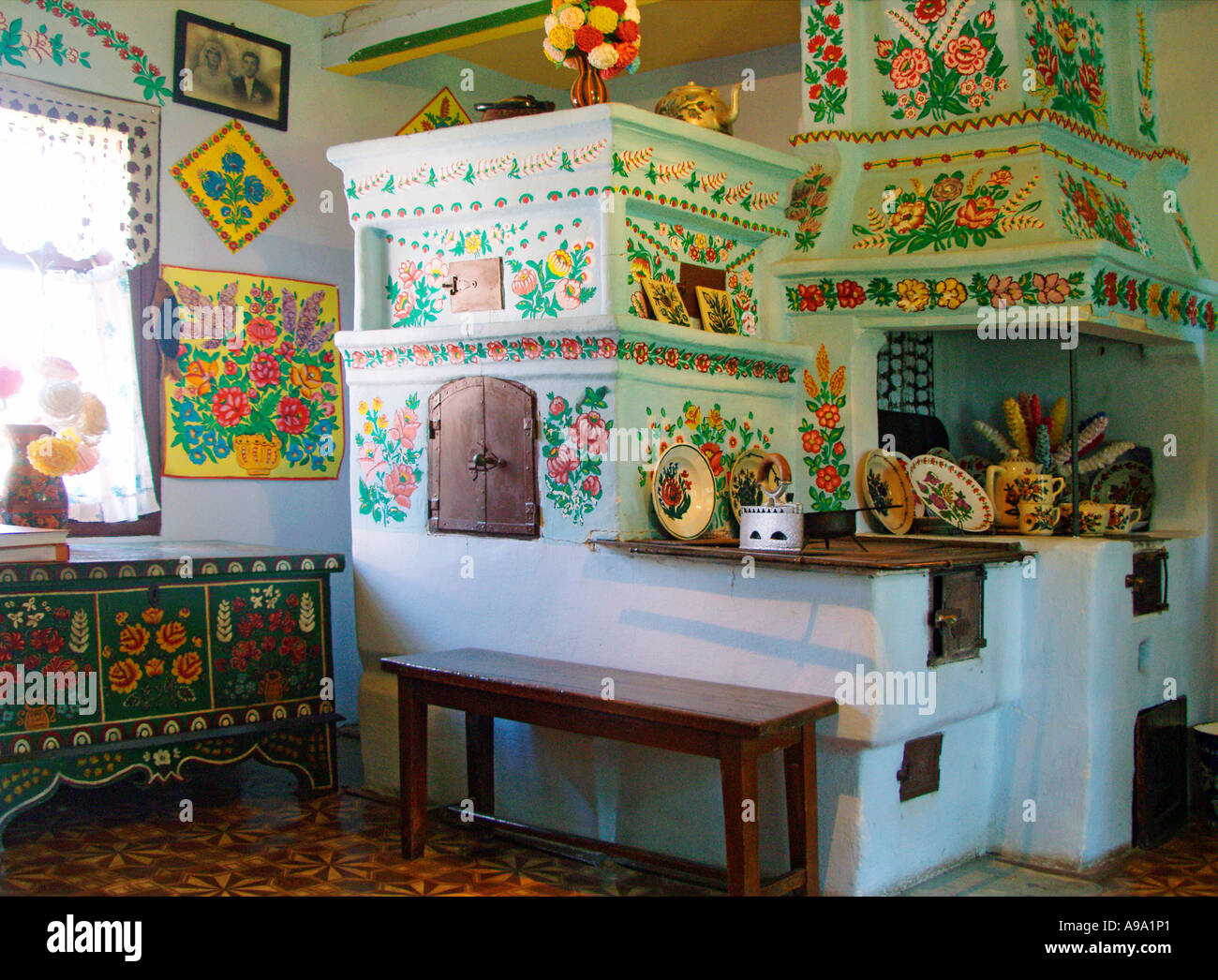 Clay house farm hi-res stock photography and images - Alamy
