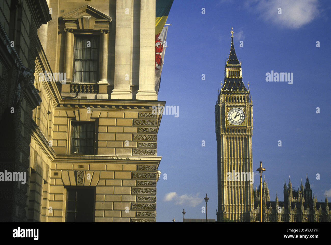 BIG BEN PARLIAMENT SQUARE LONDON ENGLAND UK Stock Photo - Alamy