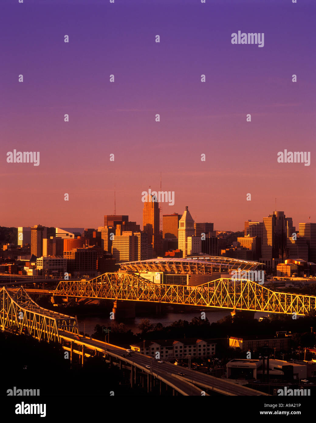OHIO RIVER BRIDGES DOWNTOWN SKYLINE CINCINNATI OHIO USA Stock Photo - Alamy