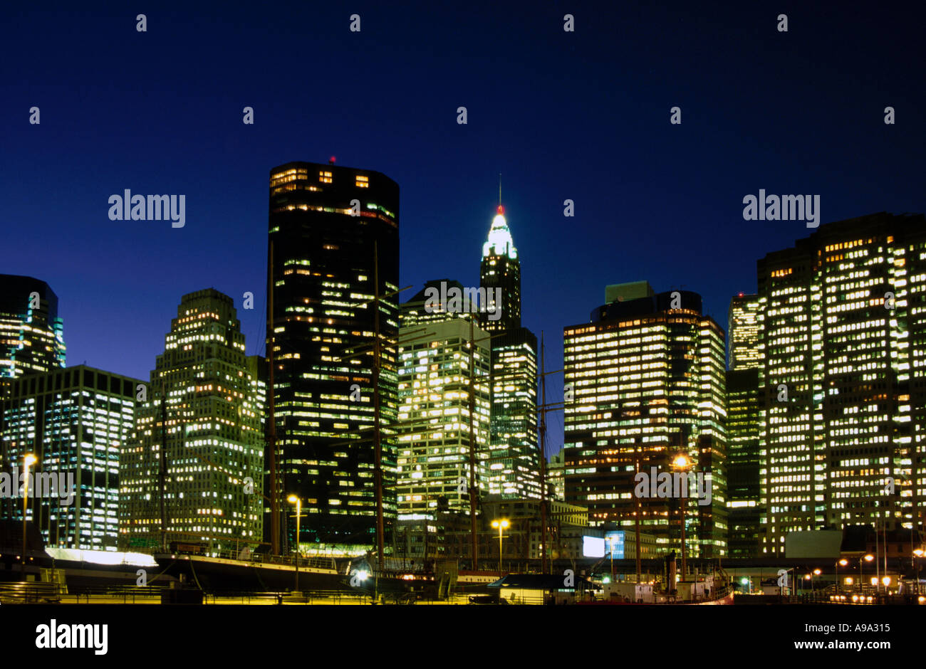 New York skyline at night Stock Photo - Alamy