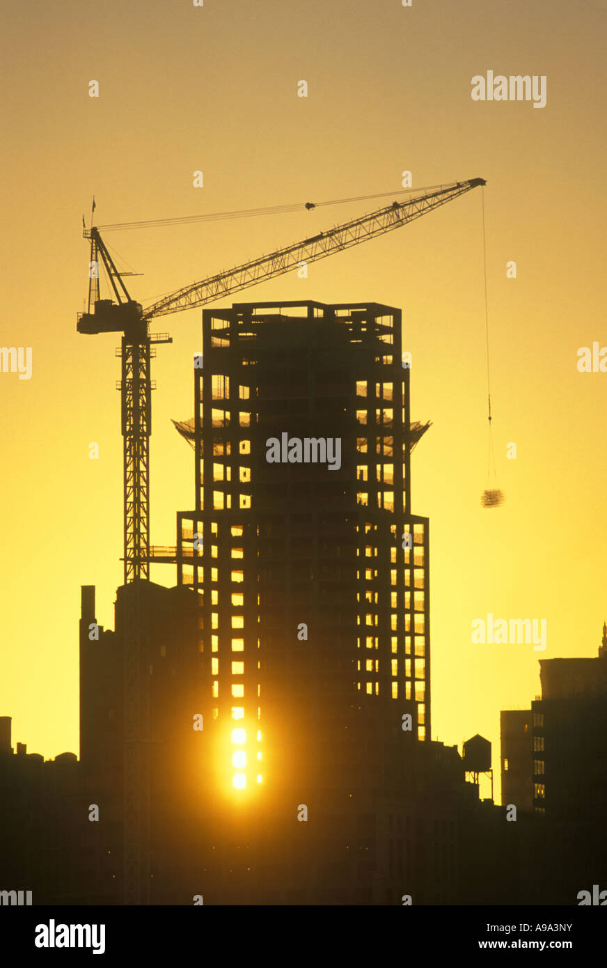 Silhouette tall tower sunburst hi-res stock photography and images - Alamy