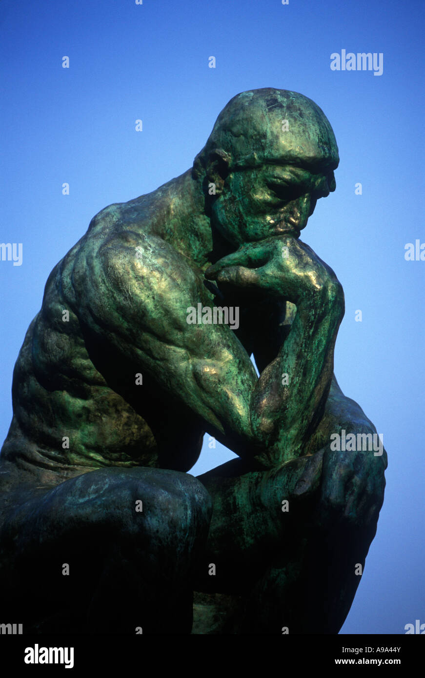 THINKER STATUE (©AUGUSTE RODIN 1909) RODIN MUSEUM PARIS FRANCE Stock ...