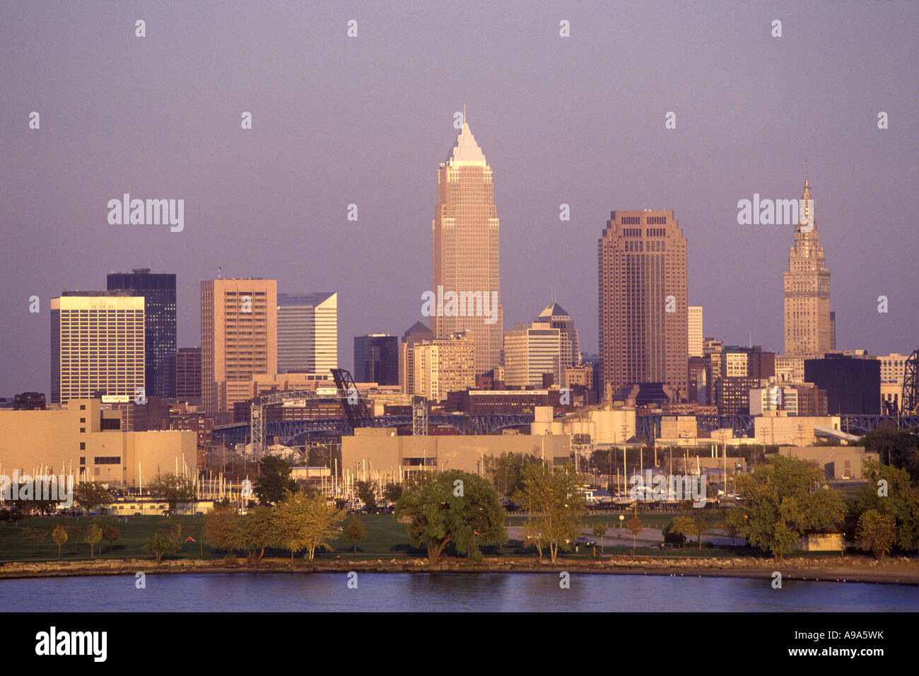 DOWNTOWN CLEVELAND SKYLINE LAKE ERIE OHIO USA Stock Photo - Alamy