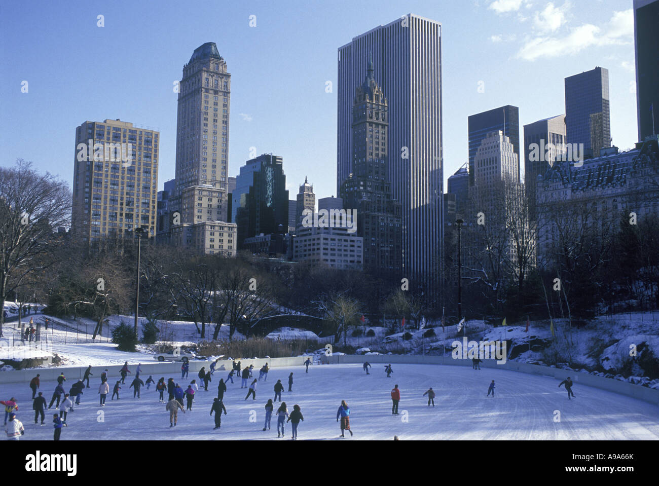 WOLLMAN ICE RINK CENTRAL PARK SOUTH MANHATTAN NEW YORK CITY USA Stock ...