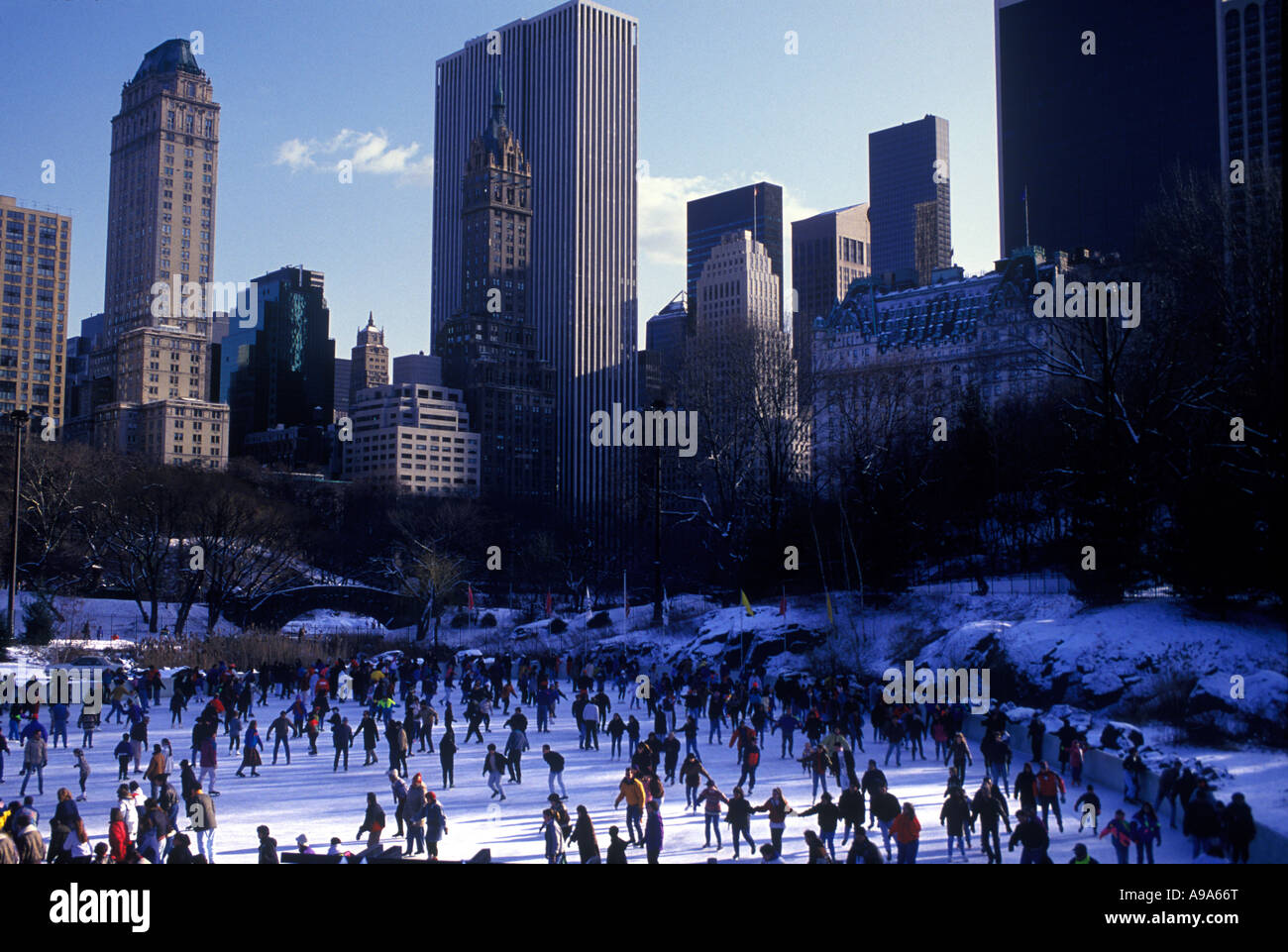 WOLLMAN ICE RINK CENTRAL PARK SOUTH MANHATTAN NEW YORK CITY USA Stock ...