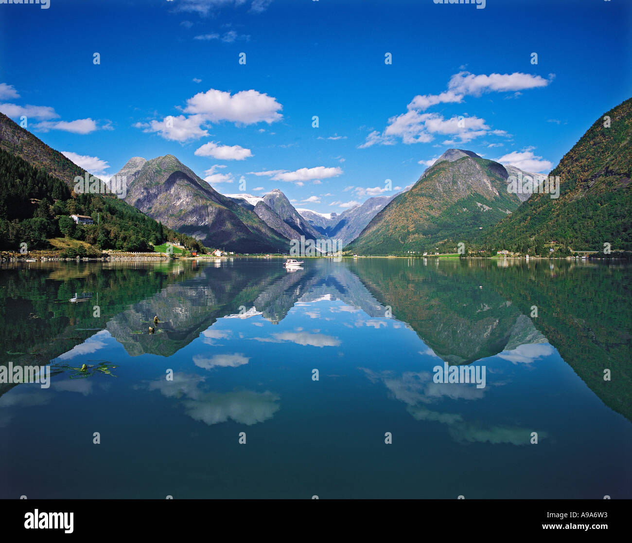 Fjaerland fjord hi-res stock photography and images - Alamy
