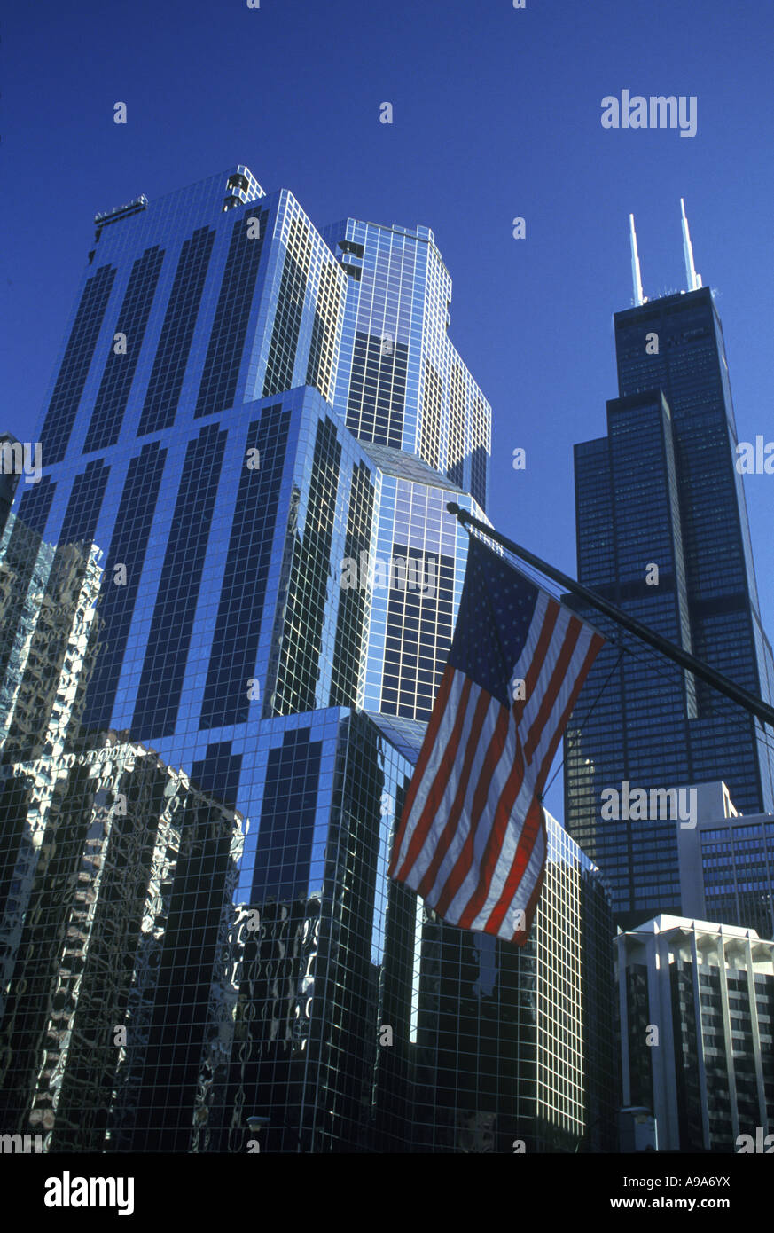 1 SOUTH WACKER DRIVE (©MURPHY/JAHN 1982) WILLIS (SEARS) TOWER ...